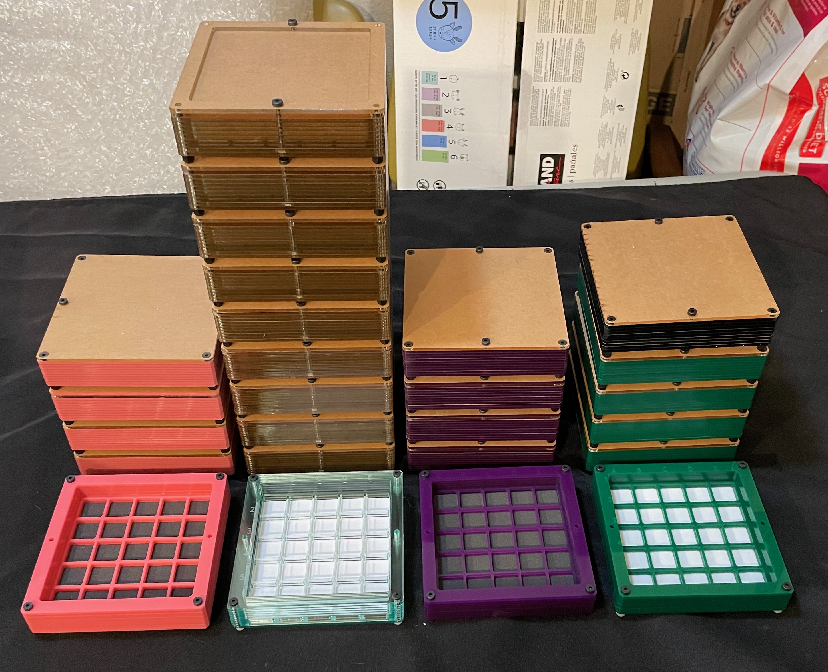 [Bulk] Bizarre Box Artisan Storage Cases - Final Clearance (296-cap ...